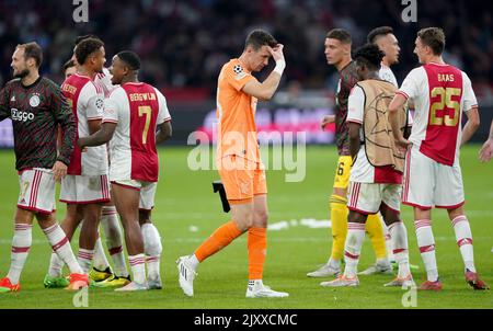 Rangers goalkeeper Jon McLaughlin reacts at full time after the UEFA ...