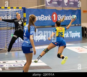 Hamar, Norway. 07th Sep, 2022. Hamar, Norway, September 7th 2022: Ine Karlsen Stangvik (16 Molde ...