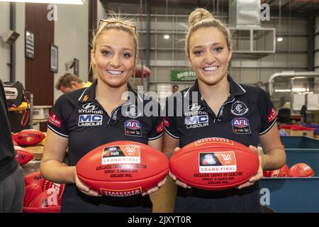 AFLW Carlton Blues players, and twin sisters, Jess (right) and Sarah ...