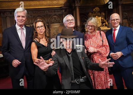 Michael Otto,Carola Veit,Udo Lindenberg,John Neumeier,Kirsten Boie ...