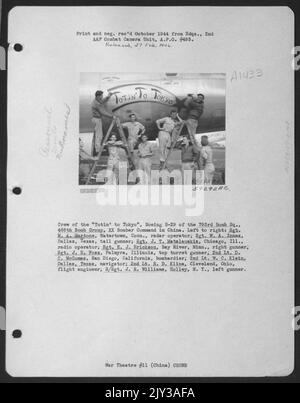 Crew Of The Boeing B-29 'Totin' To Tokyo' Of The 793Rd Bomb Sq., 468Th ...