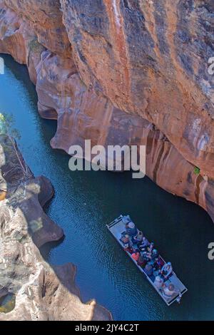 Tourist boat inside Cobbold Gorge Stock Photo - Alamy