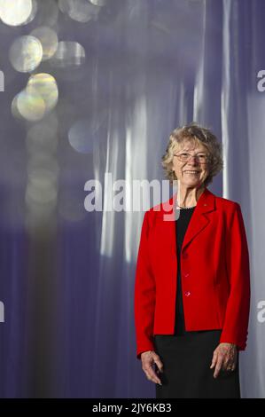 Winner of the Prime Minister's Prizes for Science Emeritus Professor ...