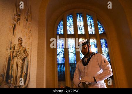 A member of the catafalque party in the tomb of the unknown soldier ...