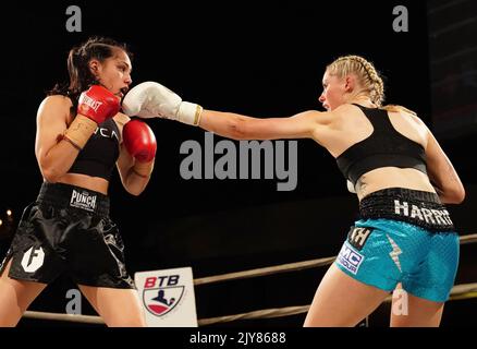 Tayla Harris and Janay Harding compete in the Australian Female Super ...