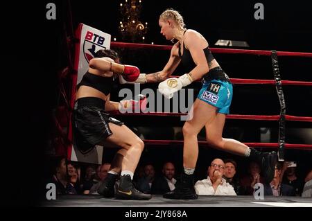 Tayla Harris and Janay Harding compete in the Australian Female Super ...