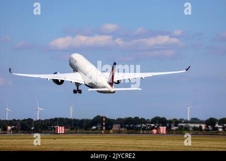 N504DN Airbus A350-900 Delta Air Lines departing from Amsterdam ...