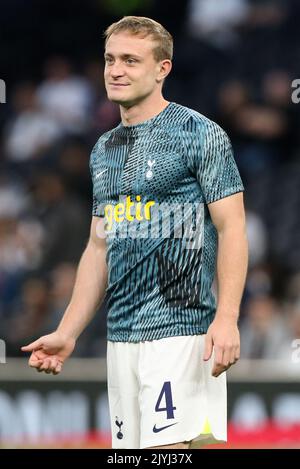 Oliver Skipp of Tottenham during the UEFA Champions League match at the ...