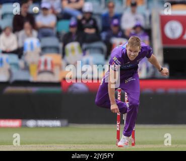 Nathan Ellis of the Hurricanes bowls during the Big Bash League (BBL ...