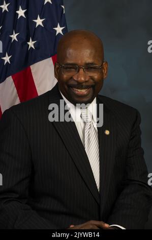 Official portrait of George Williams, Deputy Assistant Secretary ...
