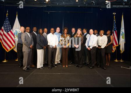 Veterans Affinity Group (VAG) members Stock Photo - Alamy