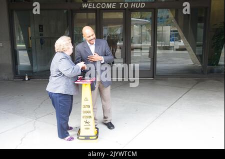 HUD principal staff, including Secretary Shaun Donovan and Deputy ...