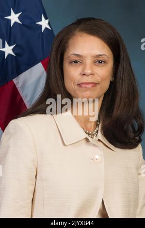 Official portrait of Towanda Brooks, Deputy Chief Human Capital Officer ...