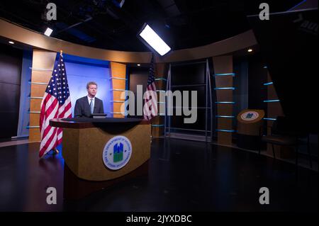 Secretary Shaun Donovan in studio for Bloomberg News broadcast Stock ...