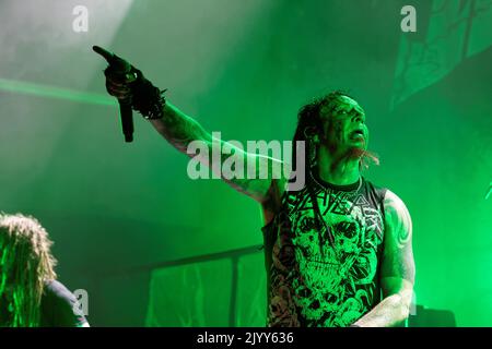 HELLYEAH Rockstore Montpellier, FRANCE, 13/03/2017 Florent "MrCrash" B ...