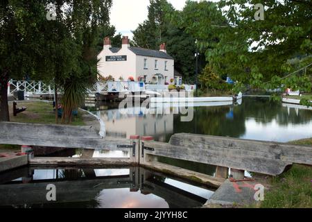 Bridge House, Saul Junction where the Gloucester & Sharpness Canal ...
