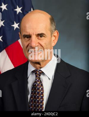Official portrait of Frank Vetrano, Acting Deputy Assistant Secretary ...