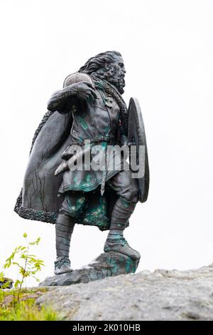 Bronze statue of Harald Fairhair, first Viking King of Norway. Haugesund, Norway Stock Photo - Alamy