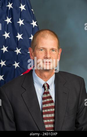 Official portrait of Charles Mace, Director, Space and Assets ...
