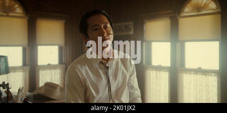 NOPE (2022) STEVEN YEUN JORDAN PEELE (DIR) UNIVERSAL PICTURES ...