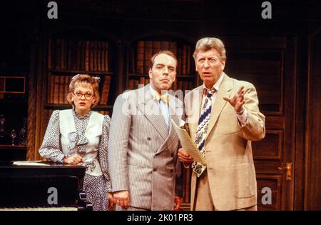 Maria Friedman (Nikki Crandall), Tom Baker (Ken de la Maize) in THE ...