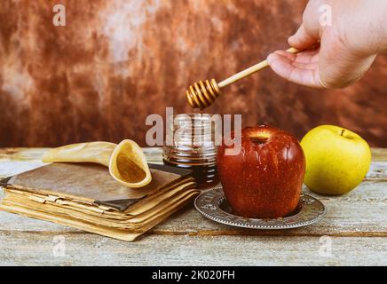 The pomegranate is traditionally associated with the Jewish New Year ...