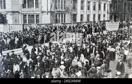 Demonstration of the workers of Petrograd in the July days of 1917 ...