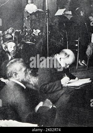 Vladimir Lenin at a meeting of the third Congress of the Communist ...