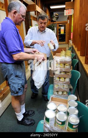 Activities at the Bread for the City Food Bank, Washington, D.C Stock ...