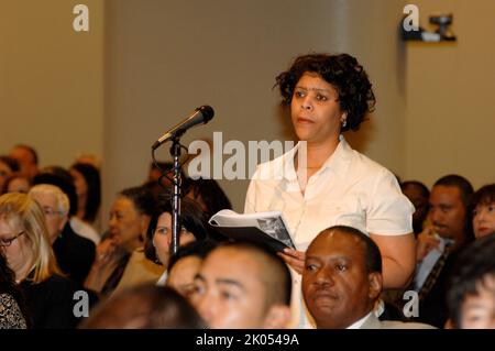 290382 Town Hall Meeting Stock Photo - Alamy