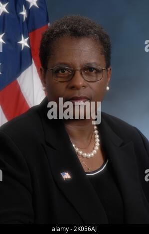 Official portrait of Sandra Henriquez , Assistant Secretary for Public ...