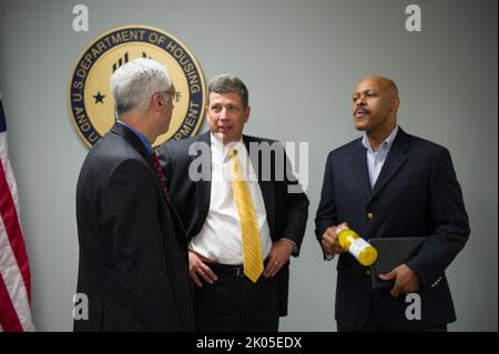 Twitter Town Hall event at HUD headquarters, with Deputy Secretary ...