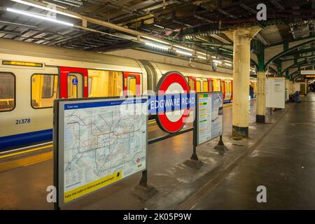 Circle Line platform at Edgware Road in city of Westminster in London ...