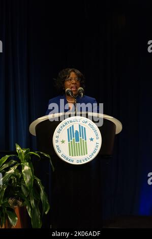 Presentation at HUD headquarters on federal government hiring reform ...