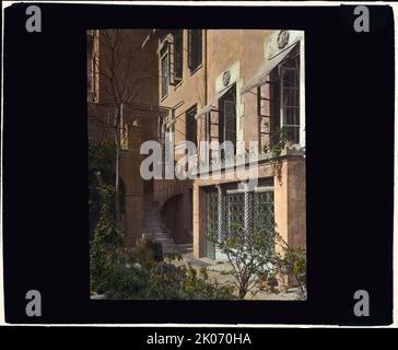 Charlotte Hunnewell Sorchan house, Turtle Bay Gardens, 228 East 49th ...