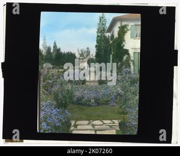 Barberrys, Nelson Doubleday house, Mill Neck, New York. Cedar alley ...