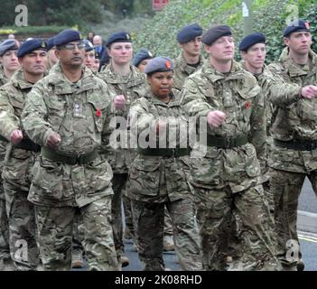 MEDICS FROM 33 FIELD HOSPITAL MARCH THROUGH GOSPORT, HANTS ON THEIR ...