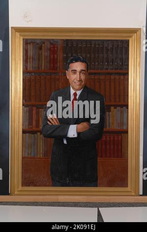 Former Secretary Henry Cisneros, Painted Portrait - Official painted ...