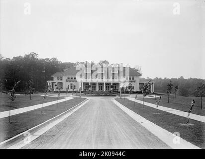 Columbia Country Club - Building, 1912. [Golf club in Chevy Chase ...
