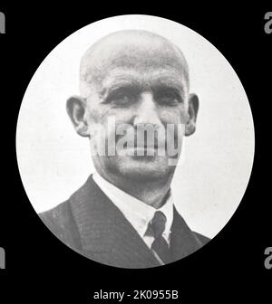 The illustrated London news . THE ILLUSTRATED LONDON NEWS Stock Photo ...