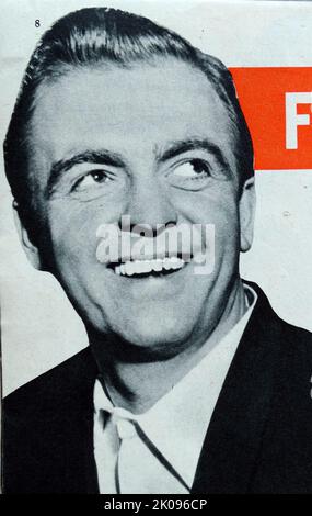 DAVID WHITFIELD (1925-1980) UK popular singer in 1957 Stock Photo - Alamy
