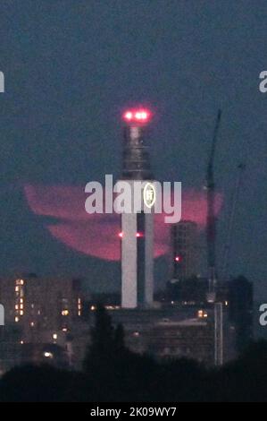 The Harvest Moon (September full moon) rises over West Dennis ...