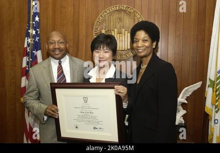 Secretary Alphonso Jackson with Jean Lin Pao - Jean Lin Pao, General ...