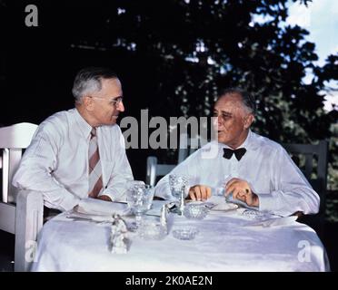 Vice President Harry S. Truman in Chicago 64-1876 Stock Photo - Alamy