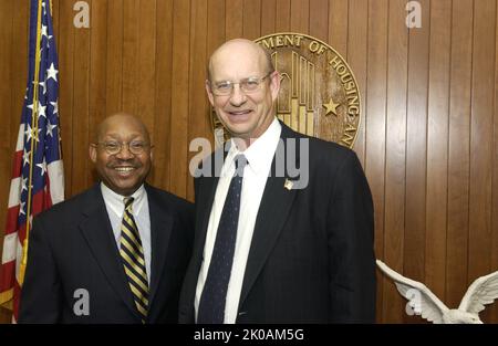 Secretary Alphonso Jackson with Pat Howard - Secretary Alphonso Jackson ...