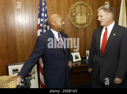 Secretary Alphonso Jackson with David Wallace - Secretary Alphonso ...