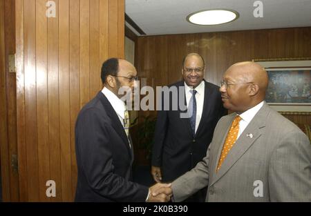 Secretary Alphonso Jackson with Gary, Indiana Mayor Rudy Clay and ...