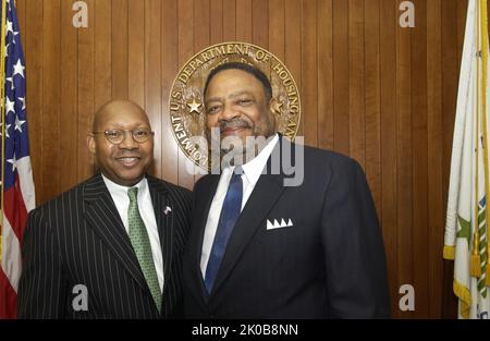 Secretary Alphonso Jackson with Mobile Mayor Samuel Jones - Secretary ...