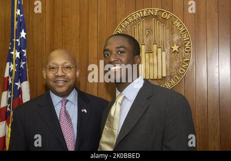 Secretary Alphonso Jackson with Kyle Mosley - Secretary Alphonso ...