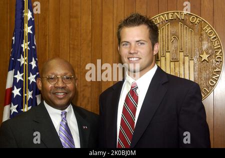 Secretary Alphonso Jackson with Will Proctor. Secretary Alphonso ...